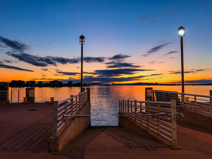 Vacation Rentals | Airbnb Lnk.Bio · link in bio